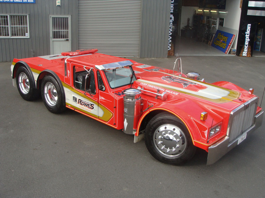 Rowes Heavy Haulage - Truck Signs, Tauranga